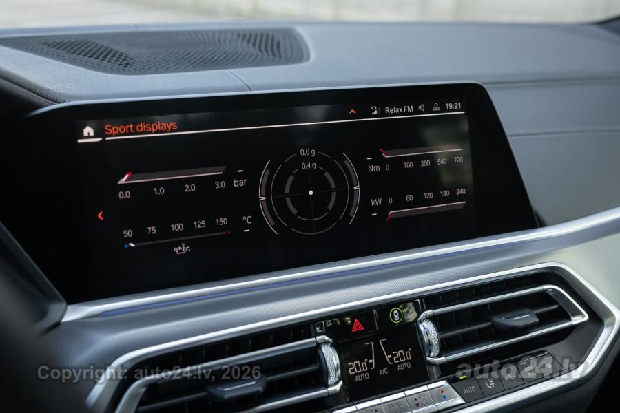 Black BMW X5 2020 in Tallinn, with an engine capacity of 3.00 L and mileage of 165 thousand km for 41540 €, photo 30 on AUTOMOTO.COM.LV