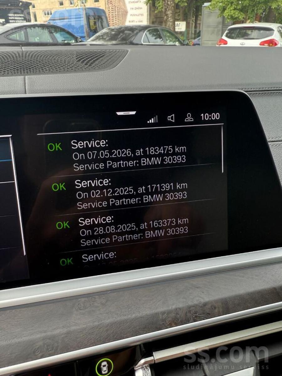 Black BMW X5 2020 in Riga, with an engine capacity of 3.00 L and mileage of 185 thousand km for 46000 €, photo 13 on AUTOMOTO.COM.LV