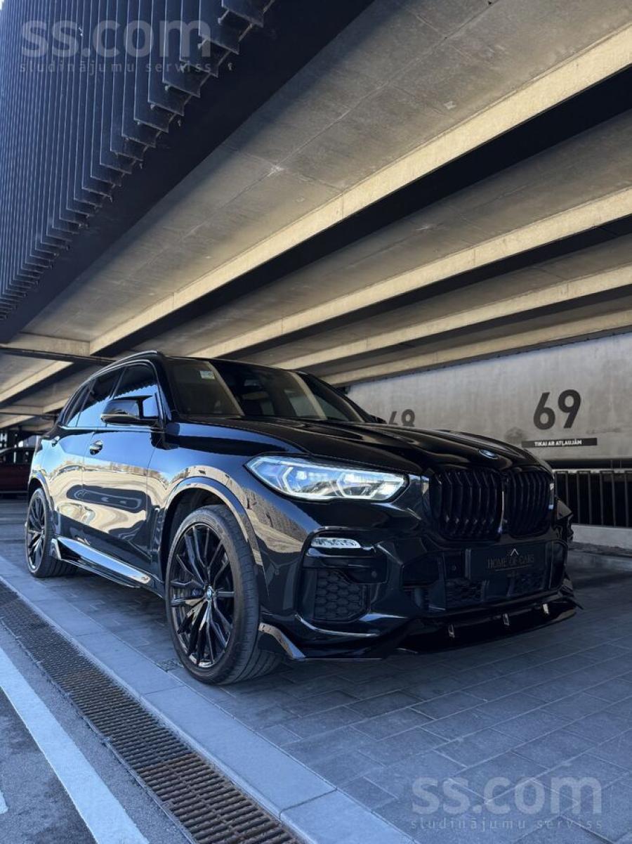 Black BMW X5 2020 in Riga, with an engine capacity of 3.00 L and mileage of 224 thousand km for 41990 €, photo 15 on AUTOMOTO.COM.LV