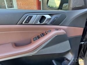 Melns BMW X5 2020 Rīga, ar dzinēja tilpumu 3.00 L un nobraukumu 146 tūkst. km par 42350 €, foto 8 vietnē AUTOMOTO.COM.LV