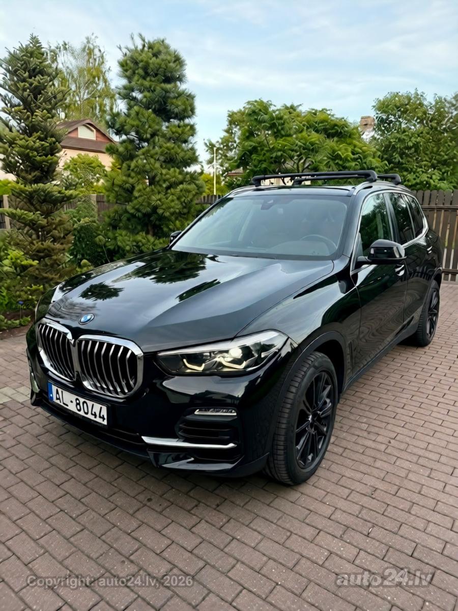 Melns BMW X5 2020 Rīga, ar dzinēja tilpumu 3.00 L un nobraukumu 147 tūkst. km par 36900 €, foto 1 vietnē AUTOMOTO.COM.LV