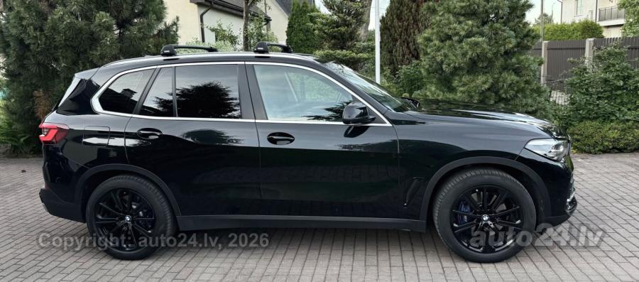 Melns BMW X5 2020 Rīga, ar dzinēja tilpumu 3.00 L un nobraukumu 147 tūkst. km par 36900 €, foto 7 vietnē AUTOMOTO.COM.LV