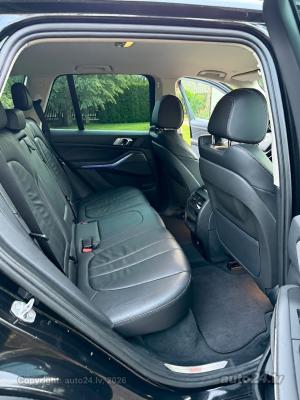 Melns BMW X5 2020 Rīga, ar dzinēja tilpumu 3.00 L un nobraukumu 147 tūkst. km par 36900 €, foto 18 vietnē AUTOMOTO.COM.LV