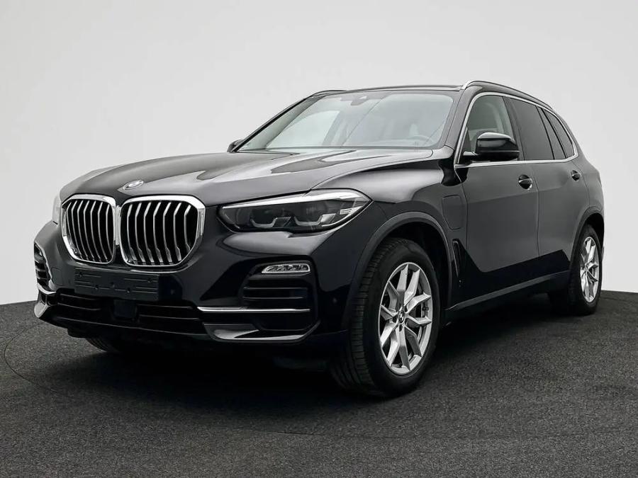 Melns BMW X5 2020 Rīga, ar dzinēja tilpumu 3.00 L un nobraukumu 183 tūkst. km par 36990 €, foto 1 vietnē AUTOMOTO.COM.LV