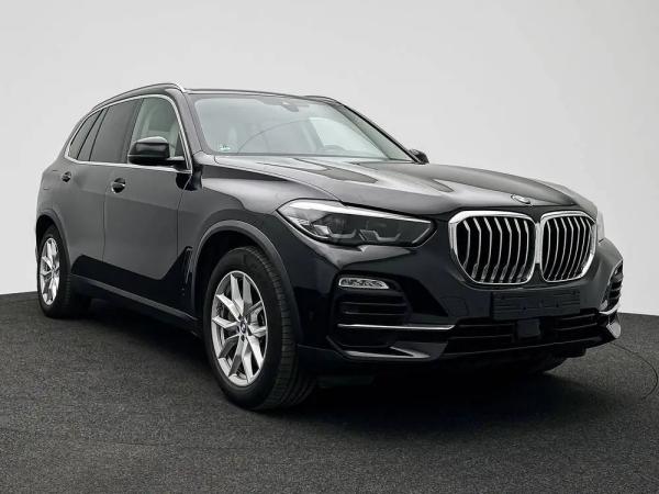 Melns BMW X5 2020 Rīga, ar dzinēja tilpumu 3.00 L un nobraukumu 183 tūkst. km par 36990 €, foto 3 vietnē AUTOMOTO.COM.LV