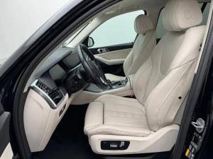 Melns BMW X5 2020 Rīga, ar dzinēja tilpumu 3.00 L un nobraukumu 183 tūkst. km par 36990 €, foto 15 vietnē AUTOMOTO.COM.LV