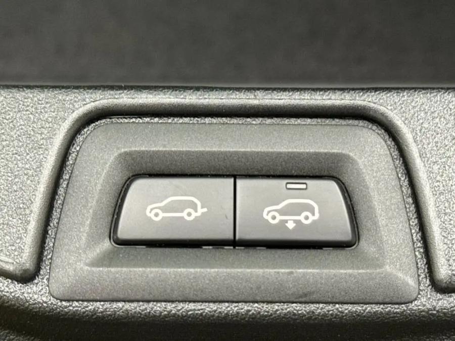 Melns BMW X5 2020 Rīga, ar dzinēja tilpumu 3.00 L un nobraukumu 183 tūkst. km par 36990 €, foto 26 vietnē AUTOMOTO.COM.LV