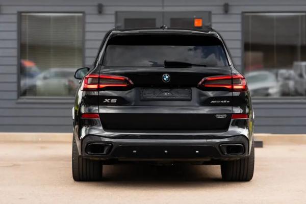 Melns BMW X5 2020 Jelgava, ar dzinēja tilpumu 3.00 L un nobraukumu 90 tūkst. km par 52500 €, foto 7 vietnē AUTOMOTO.COM.LV