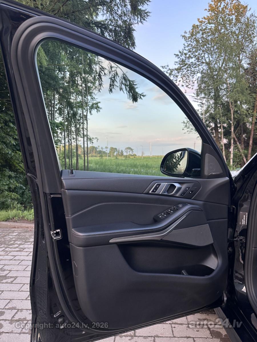Melns BMW X5 2020 Tallina, ar dzinēja tilpumu 3.00 L un nobraukumu 138 tūkst. km par 47000 €, foto 11 vietnē AUTOMOTO.COM.LV