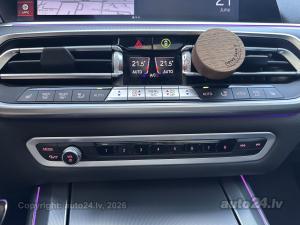 Melns BMW X5 2020 Tallina, ar dzinēja tilpumu 3.00 L un nobraukumu 138 tūkst. km par 47000 €, foto 24 vietnē AUTOMOTO.COM.LV