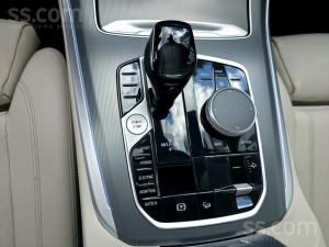 Melns BMW X5 2020 Rīga, ar dzinēja tilpumu 3.00 L un nobraukumu 183 tūkst. km par 38990 €, foto 21 vietnē AUTOMOTO.COM.LV