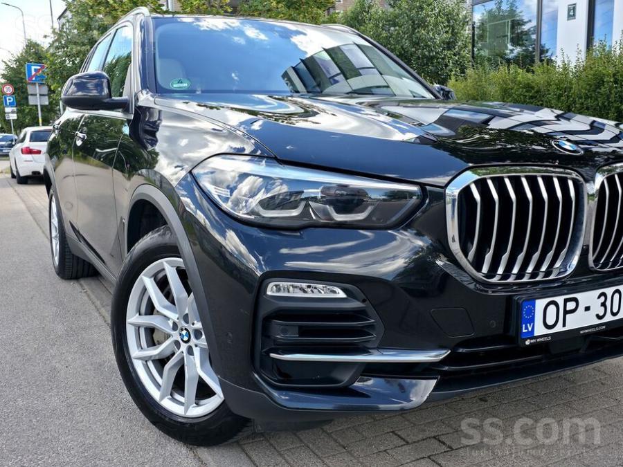 Melns BMW X5 2020 Rīga, ar dzinēja tilpumu 3.00 L un nobraukumu 183 tūkst. km par 38990 €, foto 31 vietnē AUTOMOTO.COM.LV