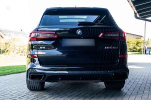 Black BMW X5 2020 in Kaunas, with an engine capacity of 2.99 L and mileage of 95 thousand km for 42500 €, photo 7 on AUTOMOTO.COM.LV