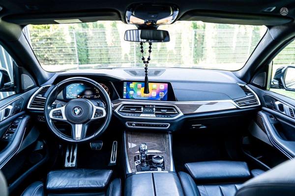 Black BMW X5 2020 in Kaunas, with an engine capacity of 2.99 L and mileage of 95 thousand km for 42500 €, photo 8 on AUTOMOTO.COM.LV