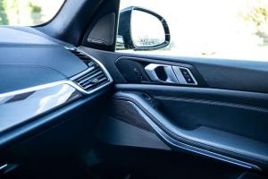 Black BMW X5 2020 in Kaunas, with an engine capacity of 2.99 L and mileage of 95 thousand km for 42500 €, photo 12 on AUTOMOTO.COM.LV