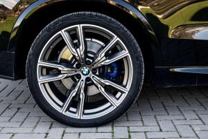 Black BMW X5 2020 in Kaunas, with an engine capacity of 2.99 L and mileage of 95 thousand km for 42500 €, photo 17 on AUTOMOTO.COM.LV