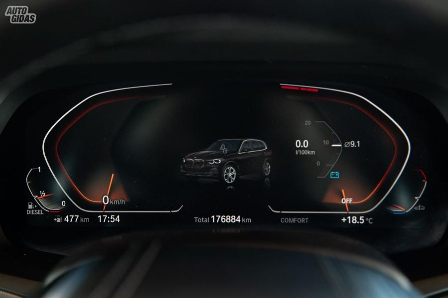 Melns BMW X5 2020 Kauņa, ar dzinēja tilpumu 3.00 L un nobraukumu 177 tūkst. km par 41771 €, foto 18 vietnē AUTOMOTO.COM.LV