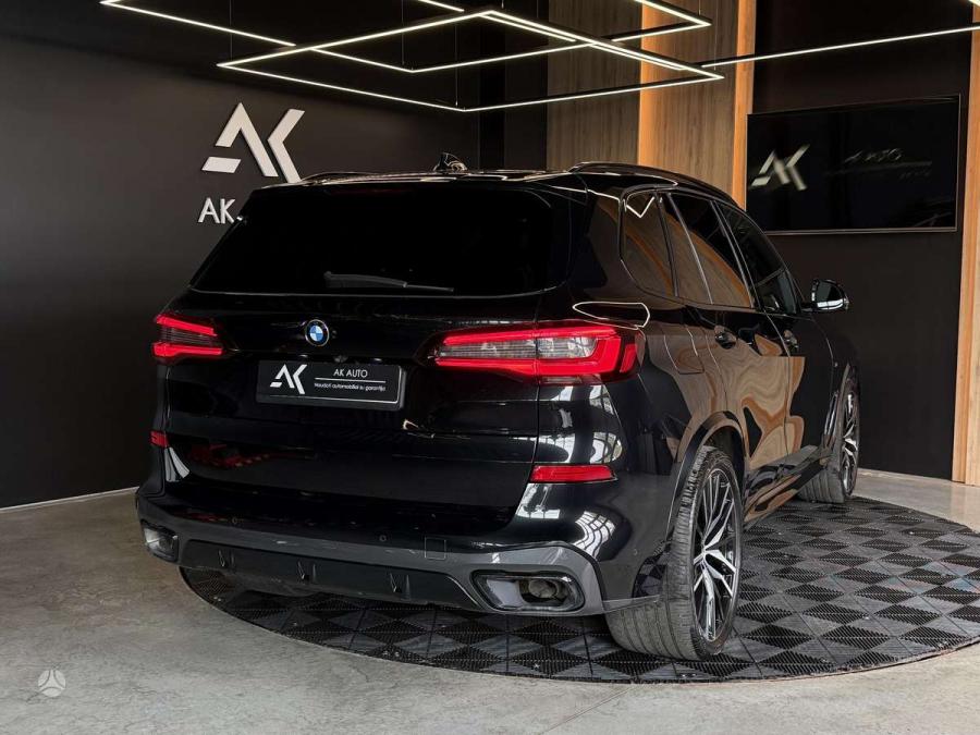 Melns BMW X5 2020 Kauņa, ar dzinēja tilpumu 3.00 L un nobraukumu 80 tūkst. km par 49490 €, foto 12 vietnē AUTOMOTO.COM.LV