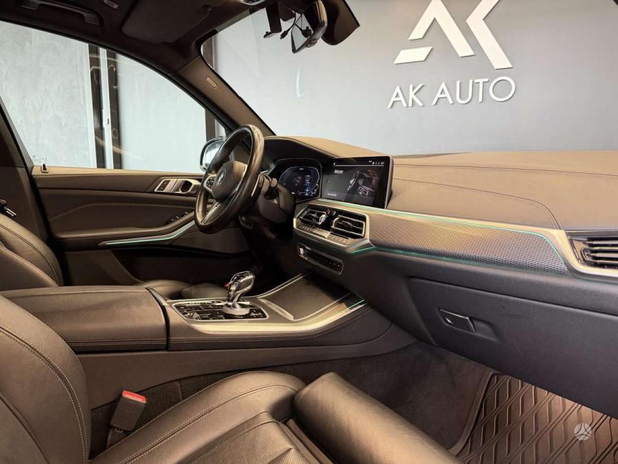Melns BMW X5 2020 Kauņa, ar dzinēja tilpumu 3.00 L un nobraukumu 80 tūkst. km par 49490 €, foto 19 vietnē AUTOMOTO.COM.LV