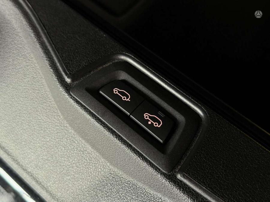 Melns BMW X5 2020 Kauņa, ar dzinēja tilpumu 3.00 L un nobraukumu 80 tūkst. km par 49490 €, foto 26 vietnē AUTOMOTO.COM.LV