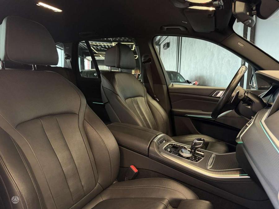 Melns BMW X5 2020 Kauņa, ar dzinēja tilpumu 3.00 L un nobraukumu 80 tūkst. km par 49490 €, foto 27 vietnē AUTOMOTO.COM.LV