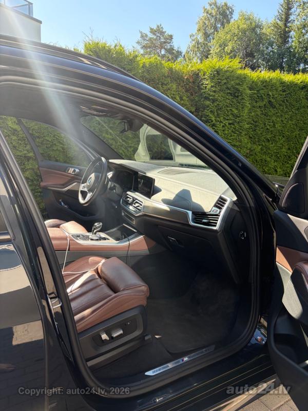 Melns BMW X5 2020 Tallina, ar dzinēja tilpumu 3.00 L un nobraukumu 169 tūkst. km par 38000 €, foto 5 vietnē AUTOMOTO.COM.LV