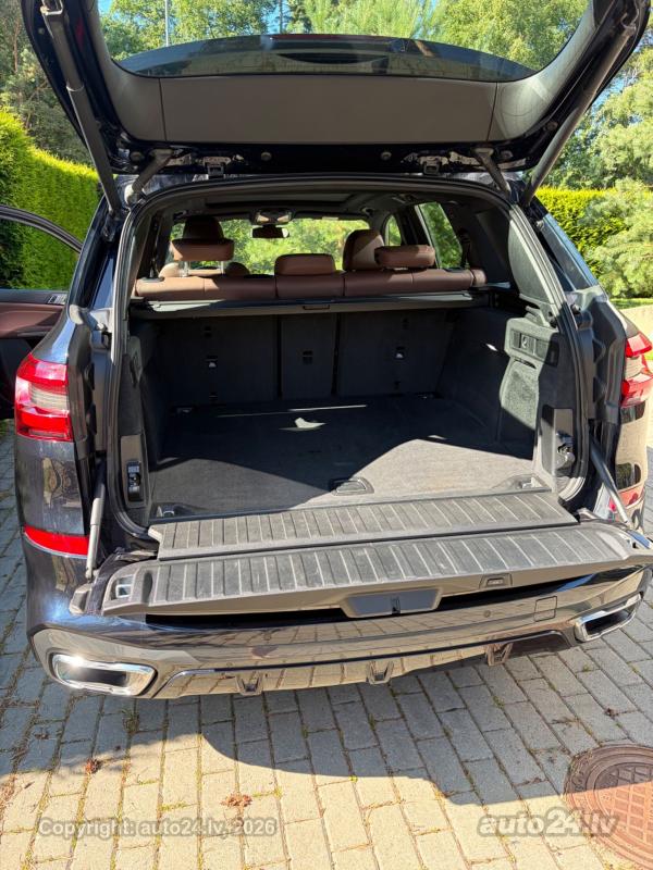 Melns BMW X5 2020 Tallina, ar dzinēja tilpumu 3.00 L un nobraukumu 169 tūkst. km par 38000 €, foto 6 vietnē AUTOMOTO.COM.LV
