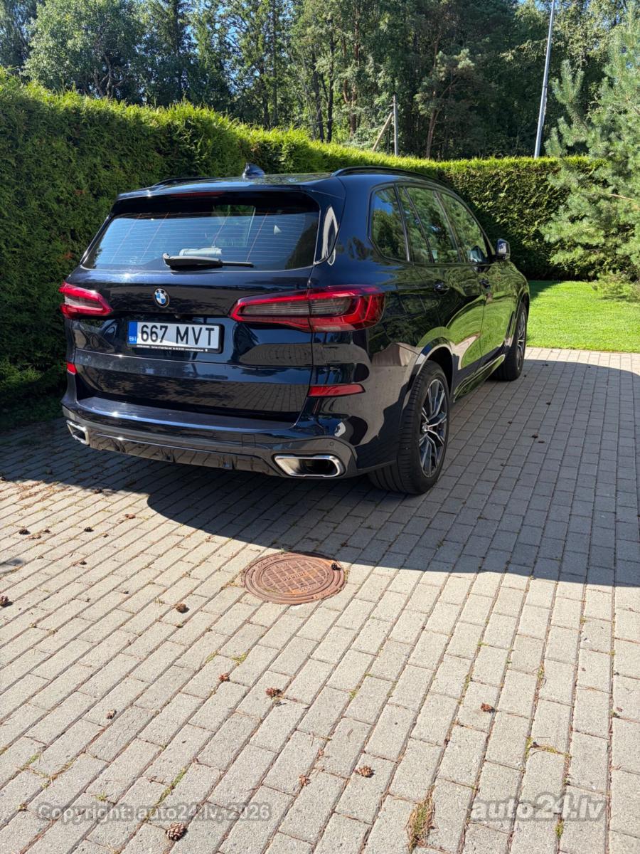 Melns BMW X5 2020 Tallina, ar dzinēja tilpumu 3.00 L un nobraukumu 169 tūkst. km par 38000 €, foto 13 vietnē AUTOMOTO.COM.LV