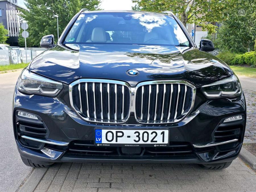 Черный БМВ Х5 2020 в Рига, объемом двигателя 3.00 л и пробегом 183 тыс. км за 36490 €, фото 4 на AUTOMOTO.COM.LV