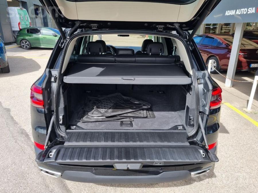 Black BMW X5 2020 in Riga, with an engine capacity of 3.00 L and mileage of 117 thousand km for 34700 €, photo 6 on AUTOMOTO.COM.LV