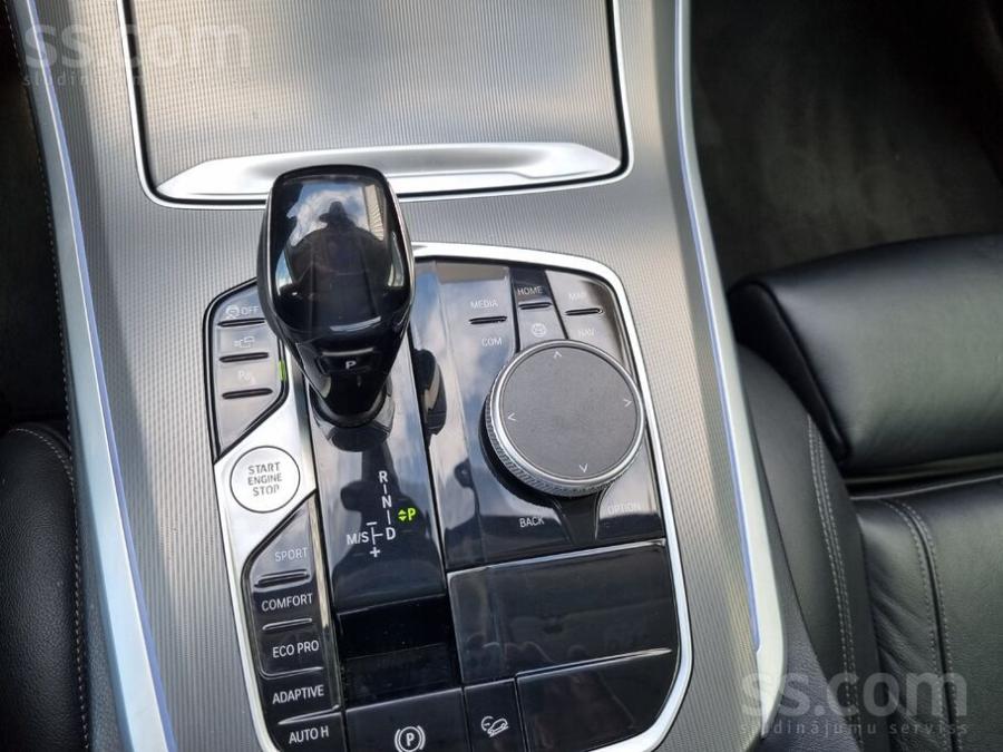 Black BMW X5 2020 in Riga, with an engine capacity of 3.00 L and mileage of 117 thousand km for 34700 €, photo 17 on AUTOMOTO.COM.LV