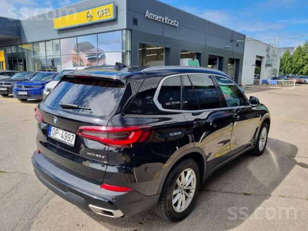 Melns BMW X5 2020 Rīga, ar dzinēja tilpumu 3.00 L un nobraukumu 117 tūkst. km par 34700 €, foto 2 vietnē AUTOMOTO.COM.LV