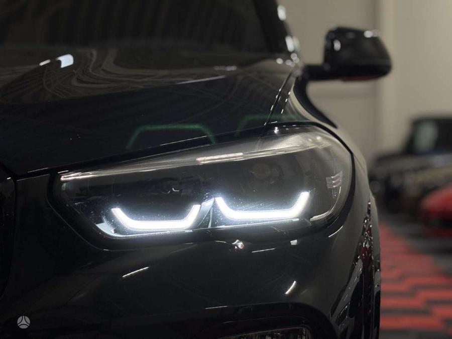 Melns BMW X5 2020 Viļņa, ar dzinēja tilpumu 3.00 L un nobraukumu 146 tūkst. km par 47990 €, foto 9 vietnē AUTOMOTO.COM.LV
