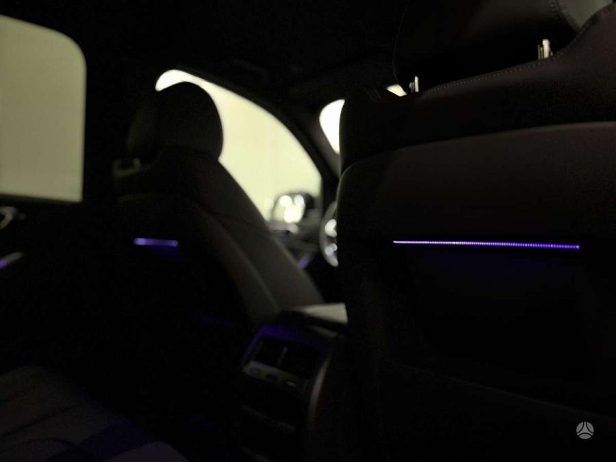 Melns BMW X5 2020 Viļņa, ar dzinēja tilpumu 3.00 L un nobraukumu 146 tūkst. km par 47990 €, foto 31 vietnē AUTOMOTO.COM.LV