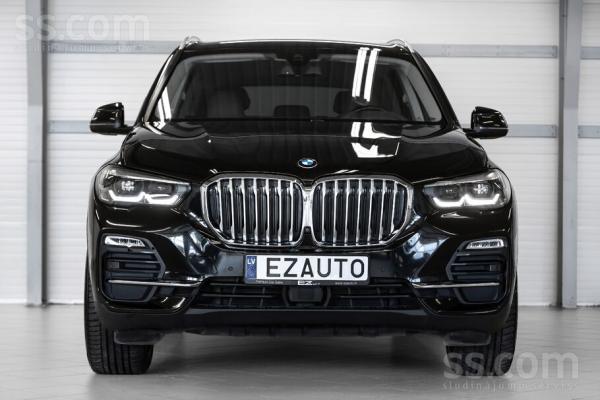 Black BMW X5 2020 in Tukums, with an engine capacity of 3.00 L and mileage of 136 thousand km for 33990 €, photo 10 on AUTOMOTO.COM.LV
