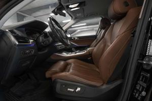 Черный БМВ Х5 2020 в Тукумс, объемом двигателя 2.99 л и пробегом 136 тыс. км за 33990 €, фото 13 на AUTOMOTO.COM.LV