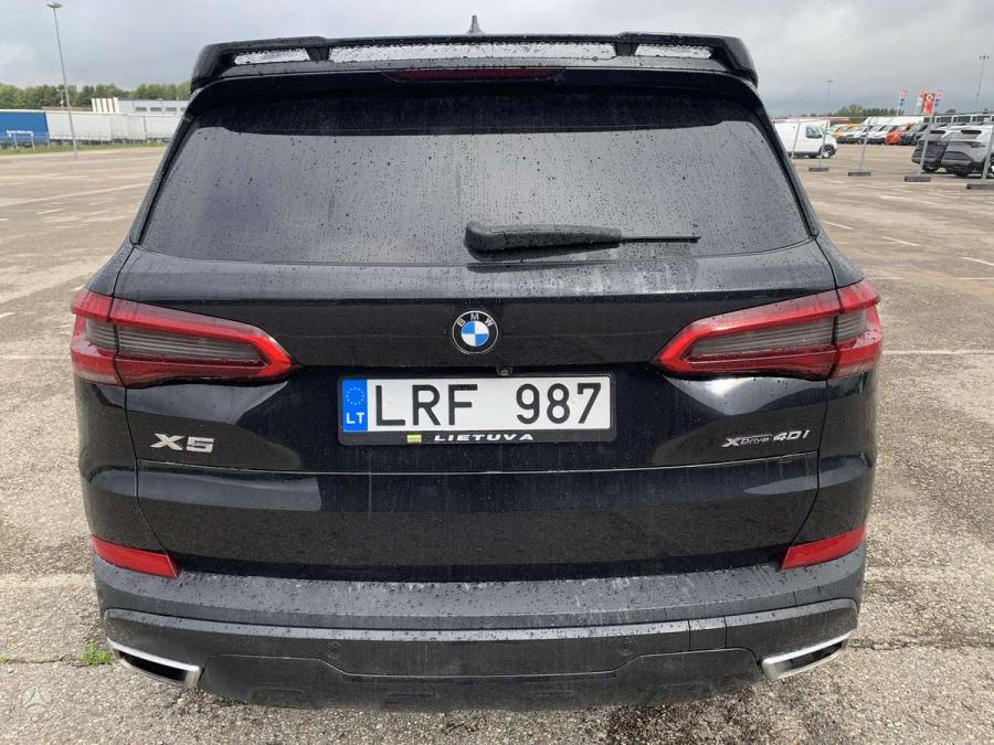 Melns BMW X5 2020 Viļņa, ar dzinēja tilpumu 3.00 L un nobraukumu 48 tūkst. km par 34490 €, foto 7 vietnē AUTOMOTO.COM.LV