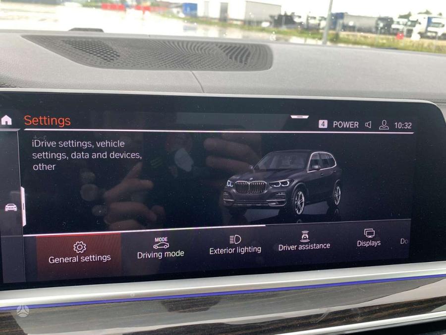 Melns BMW X5 2020 Viļņa, ar dzinēja tilpumu 3.00 L un nobraukumu 48 tūkst. km par 34490 €, foto 18 vietnē AUTOMOTO.COM.LV
