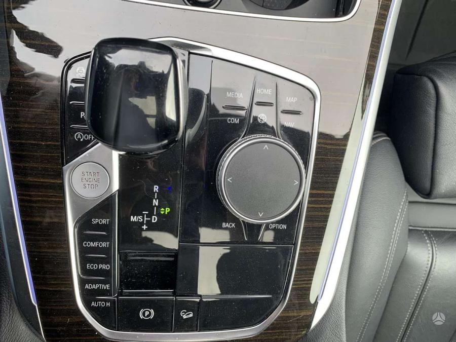Melns BMW X5 2020 Viļņa, ar dzinēja tilpumu 3.00 L un nobraukumu 48 tūkst. km par 34490 €, foto 25 vietnē AUTOMOTO.COM.LV