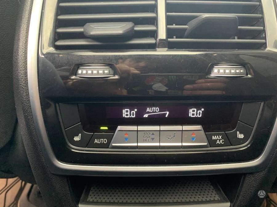 Melns BMW X5 2020 Viļņa, ar dzinēja tilpumu 3.00 L un nobraukumu 48 tūkst. km par 34490 €, foto 33 vietnē AUTOMOTO.COM.LV