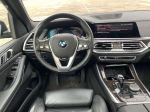 Melns BMW X5 2020 Viļņa, ar dzinēja tilpumu 3.00 L un nobraukumu 48 tūkst. km par 34490 €, foto 34 vietnē AUTOMOTO.COM.LV