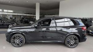 Melns BMW X5 2020 Marijampole, ar dzinēja tilpumu 3.00 L un nobraukumu 227 tūkst. km par 34999 €, foto 3 vietnē AUTOMOTO.COM.LV