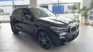 Melns BMW X5 2020 Marijampole, ar dzinēja tilpumu 3.00 L un nobraukumu 227 tūkst. km par 34999 €, foto 9 vietnē AUTOMOTO.COM.LV