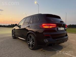 Melns BMW X5 2020 Aizkraukle, ar dzinēja tilpumu 3.00 L un nobraukumu 169 tūkst. km par 47500 €, foto 4 vietnē AUTOMOTO.COM.LV