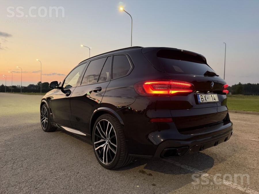 Melns BMW X5 2020 Aizkraukle, ar dzinēja tilpumu 3.00 L un nobraukumu 169 tūkst. km par 47500 €, foto 4 vietnē AUTOMOTO.COM.LV