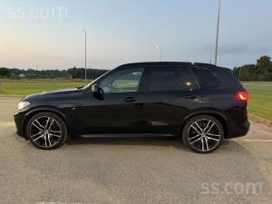 Melns BMW X5 2020 Aizkraukle, ar dzinēja tilpumu 3.00 L un nobraukumu 169 tūkst. km par 47500 €, foto 7 vietnē AUTOMOTO.COM.LV