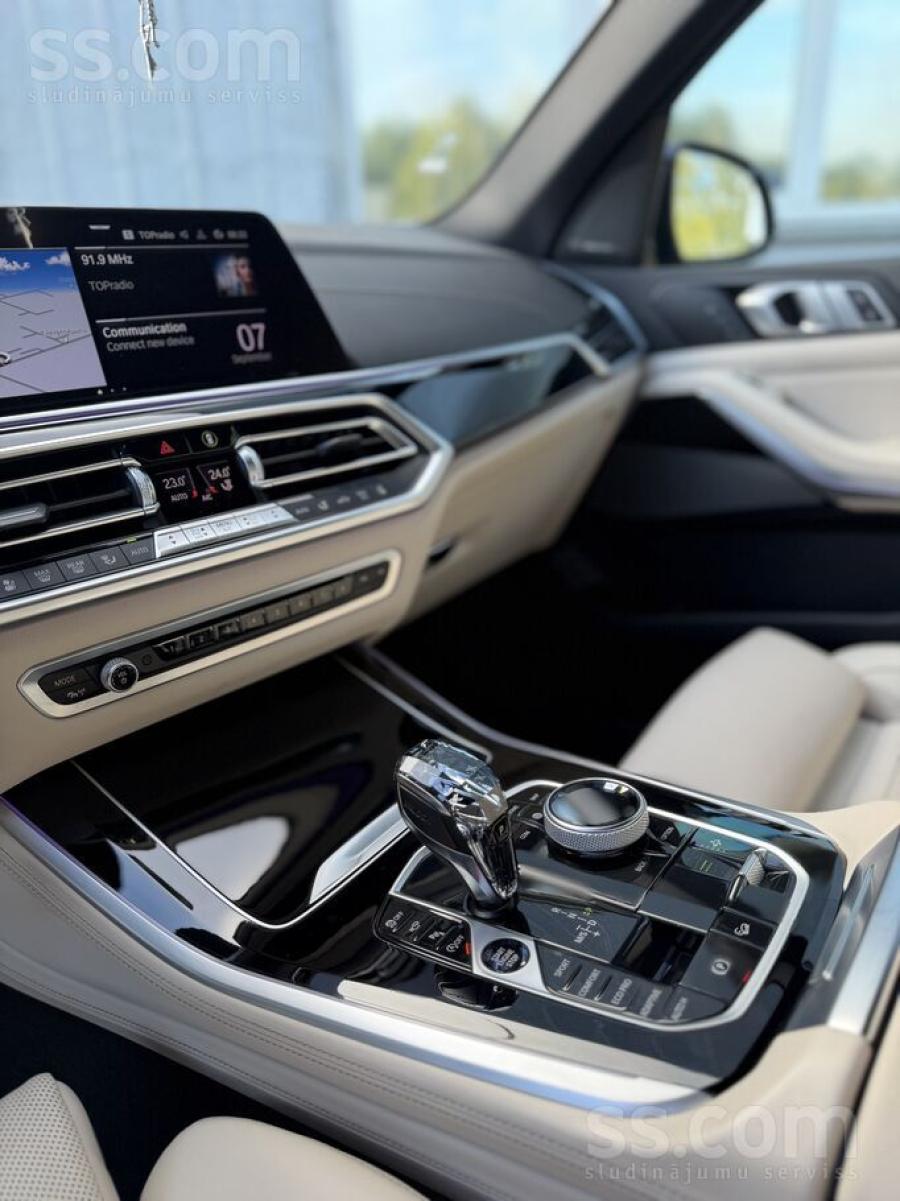 Melns BMW X5 2020 Aizkraukle, ar dzinēja tilpumu 3.00 L un nobraukumu 169 tūkst. km par 47500 €, foto 8 vietnē AUTOMOTO.COM.LV