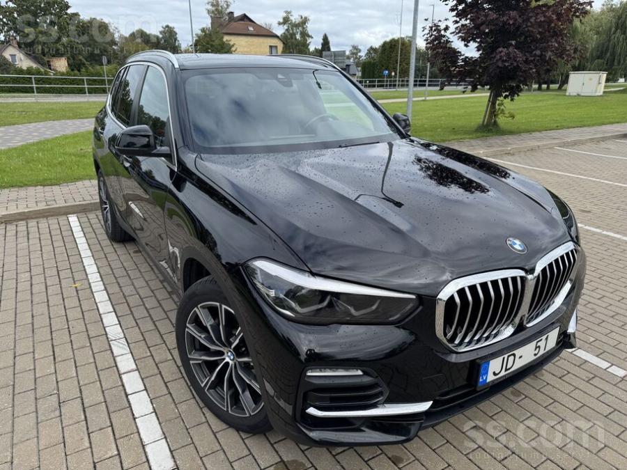 Melns BMW X5 2020 Rīga, ar dzinēja tilpumu 3.00 L un nobraukumu 214 tūkst. km par 38400 €, foto 1 vietnē AUTOMOTO.COM.LV