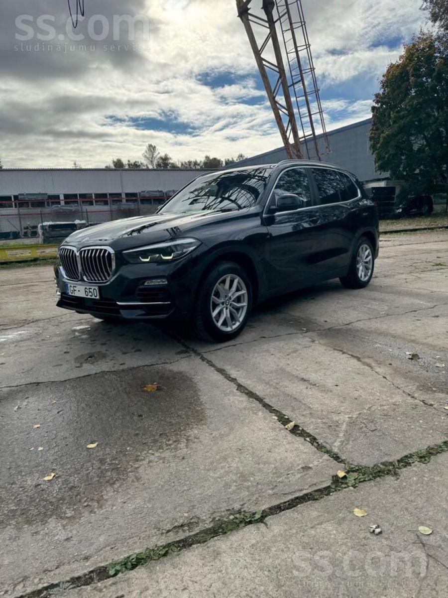 Melns BMW X5 2020 Rīga, ar dzinēja tilpumu 3.00 L un nobraukumu 251 tūkst. km par 32000 €, foto 1 vietnē AUTOMOTO.COM.LV