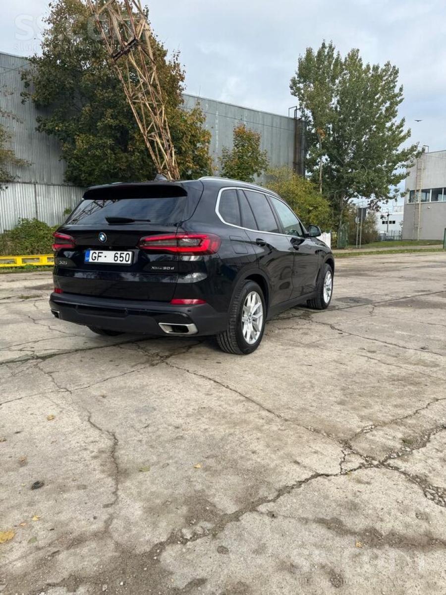 Melns BMW X5 2020 Rīga, ar dzinēja tilpumu 3.00 L un nobraukumu 251 tūkst. km par 32000 €, foto 4 vietnē AUTOMOTO.COM.LV